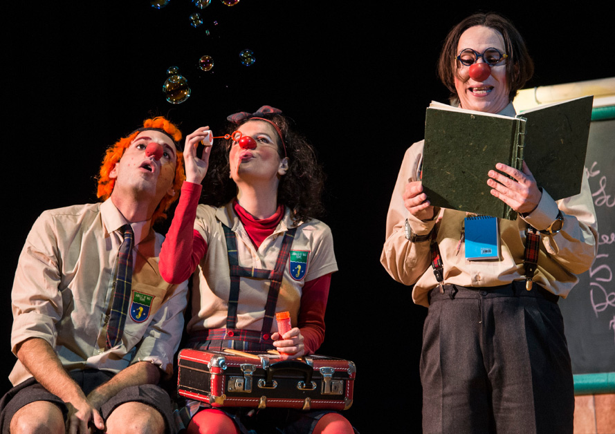 LA CLASE DE LOS NIÑOS RAROS, Cía: Apretacocretas. Consorcio Gran Teatro ...